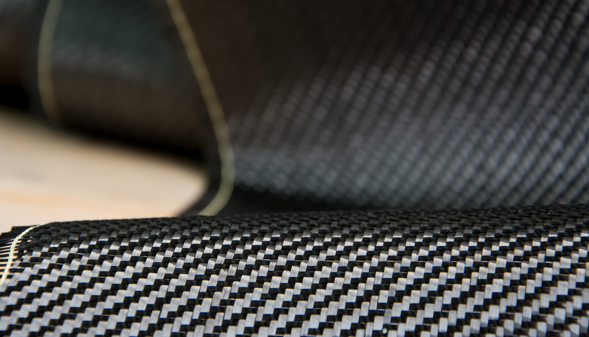 Distribution of carbon fibre – Halarit Composites GmbH